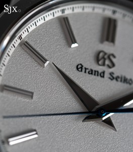 Hands-On with the Grand Seiko SBGR305, a Modern Take on the First GS of ...