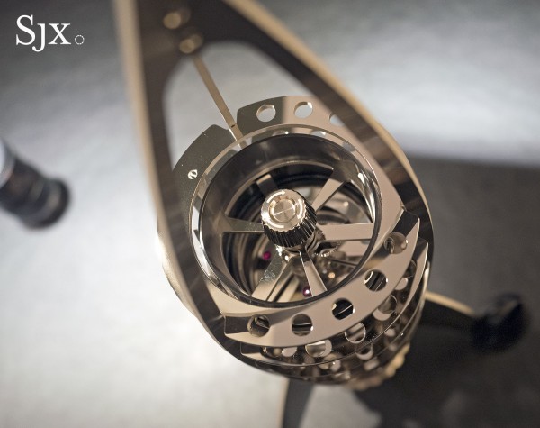Interstellar Timekeeping with the MB&F Destination Moon 8-Day Rocket ...