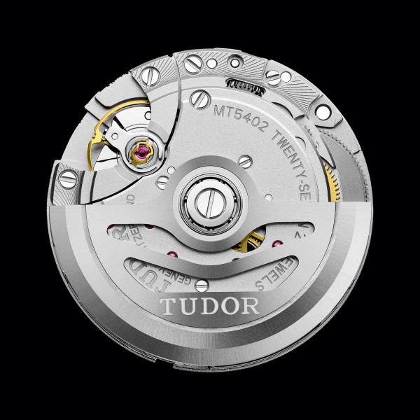 Up Close with the Tudor Black Bay Fifty-Eight – Smaller, Slimmer and ...