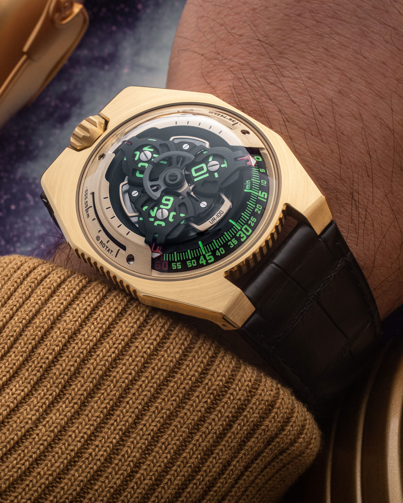 Urwerk Introduces the UR-100 Gold Edition | SJX Watches