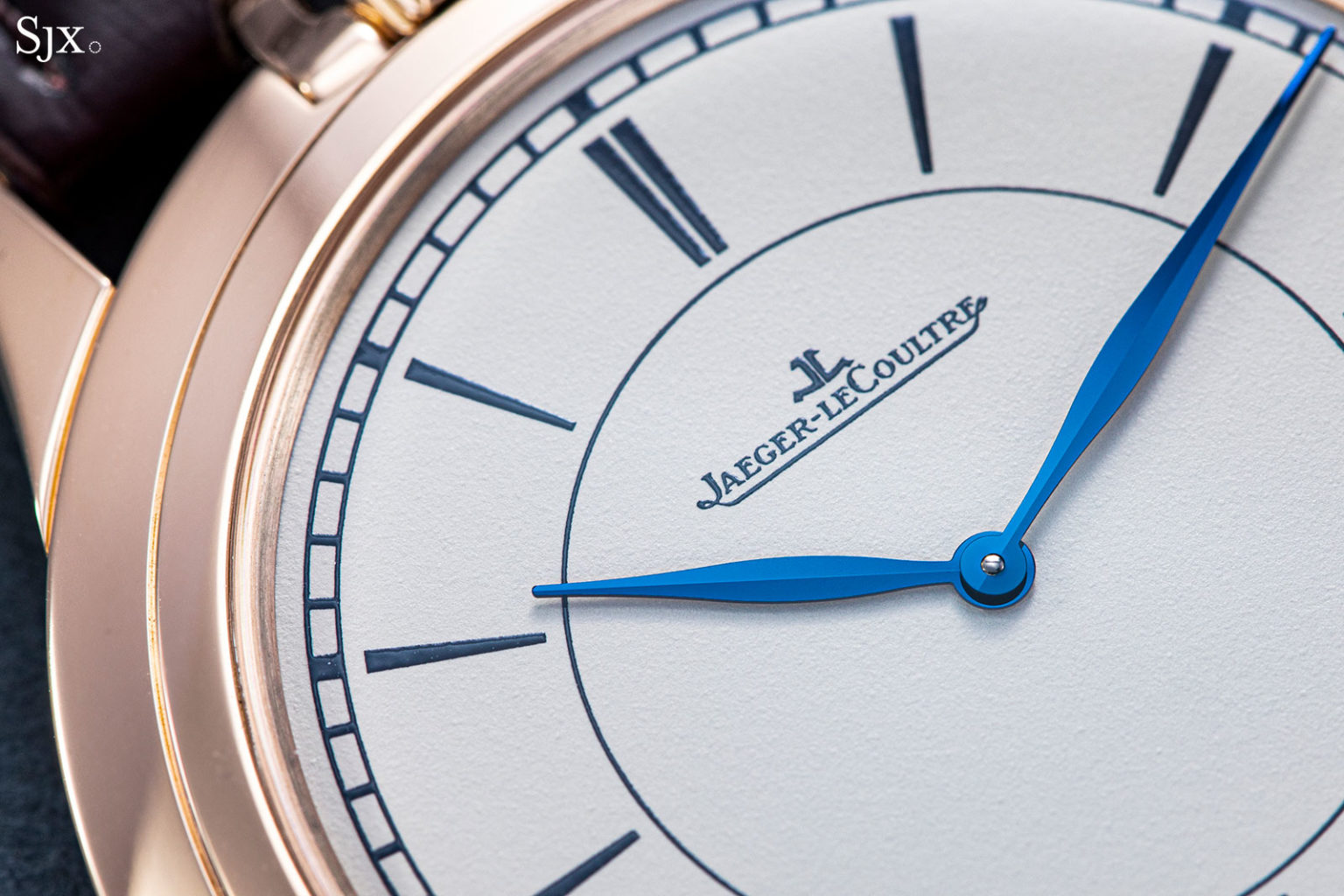 Up Close: Jaeger-LeCoultre Master Ultra Thin Kingsman Knife Watch | SJX ...