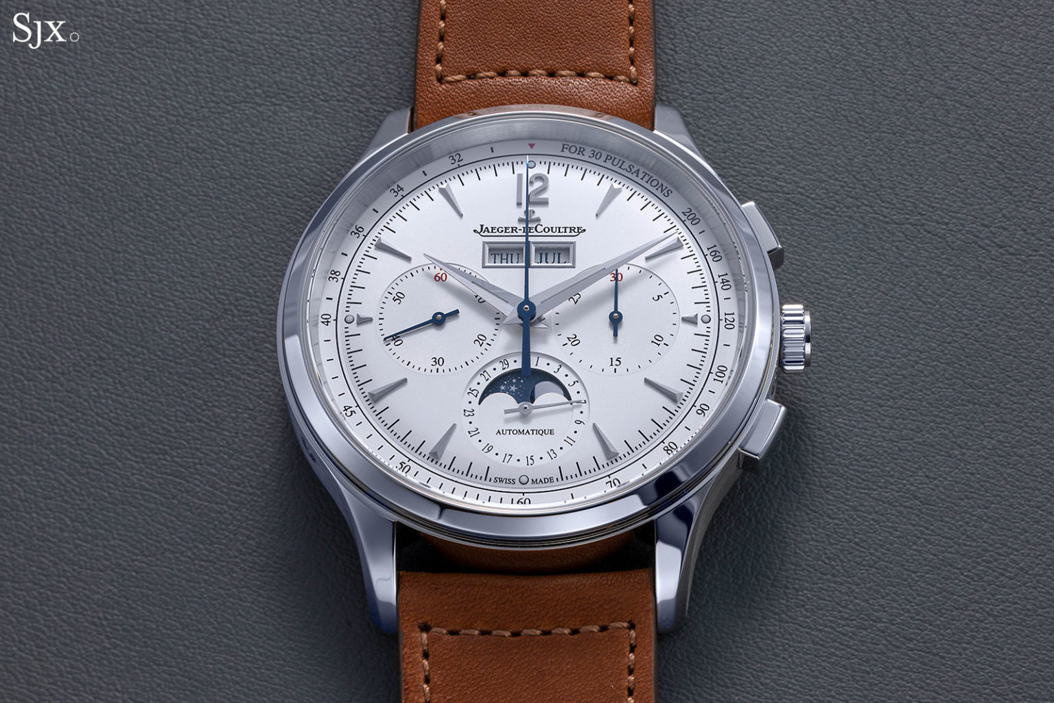 Up Close: Jaeger-LeCoultre Master Control Chronograph Calendar | SJX ...
