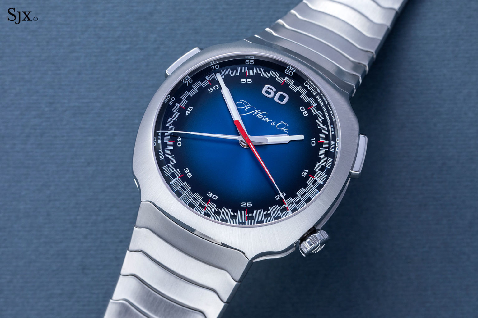 Living With: H. Moser & Cie. Streamliner Flyback Chronograph Funky Blue ...