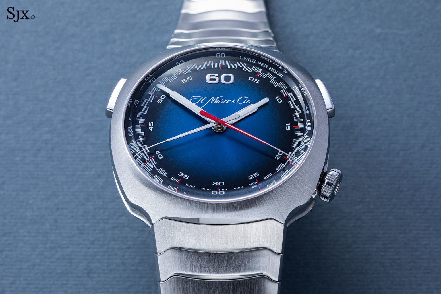 Living With: H. Moser & Cie. Streamliner Flyback Chronograph Funky Blue ...