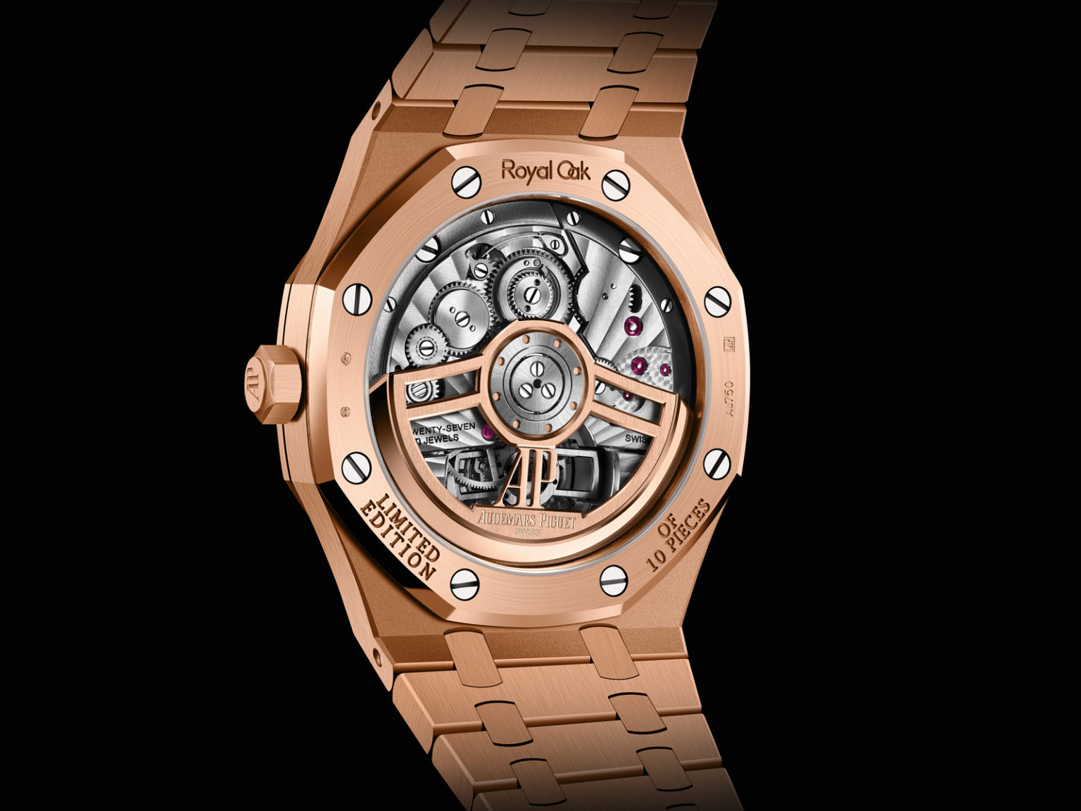 Audemars Piguet Unveils a Royal Oak Ensemble in Green | SJX Watches