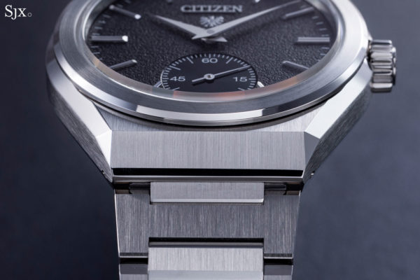 Up Close: The Citizen Calibre 0200 | SJX Watches