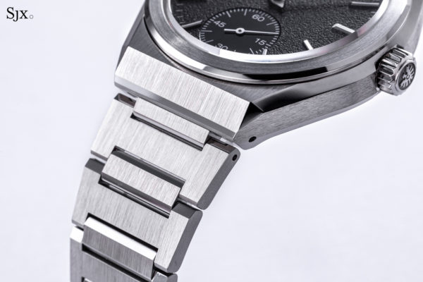 In-Depth: The Citizen Calibre 0200 Movement | SJX Watches