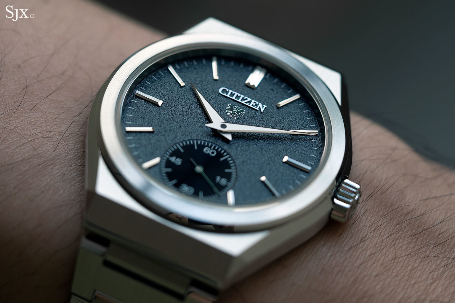 Up Close: The Citizen Calibre 0200 | SJX Watches