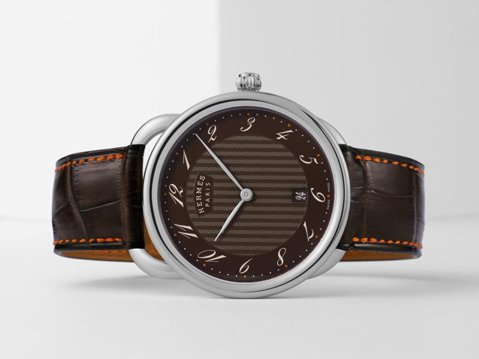 Qatar Watch Club Teams Up with Hermès for Special Edition Arceau | SJX ...