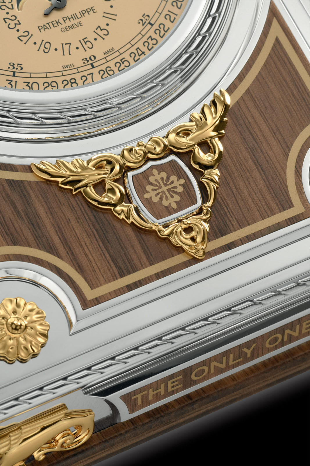 Only Watch 2021: Patek Philippe Complicated Desk Clock Ref. 27001M-001 ...