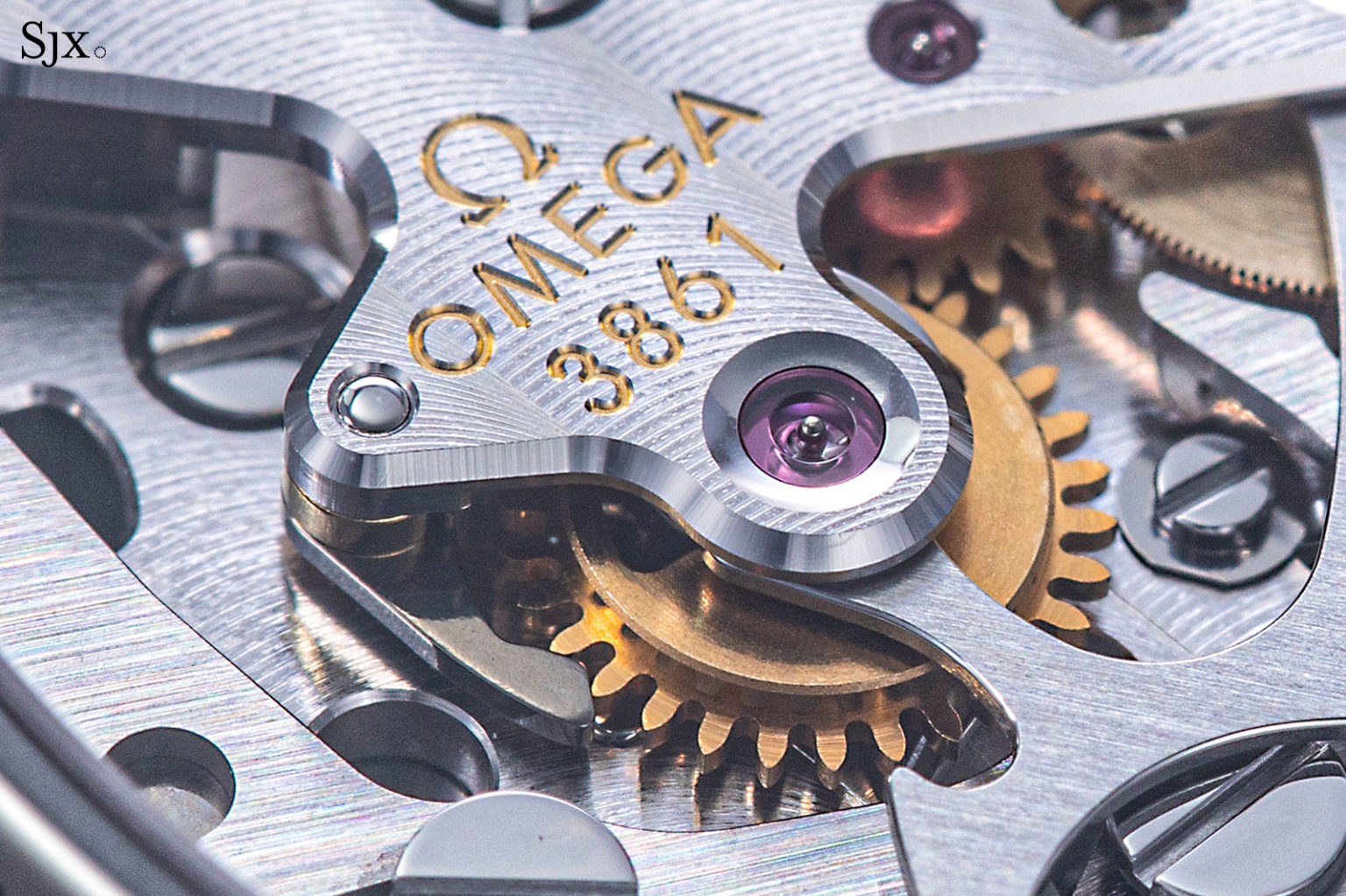 Business News: Swatch Groups Profit Sinks and Inventories Grow | SJX ...