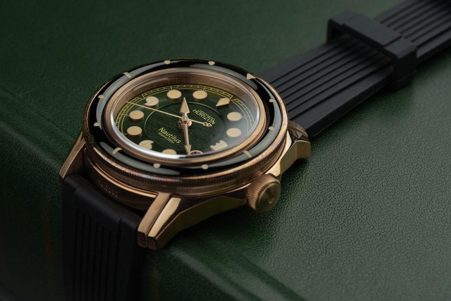 Horizon Watches Debuts with the Horizon Diver | SJX Watches