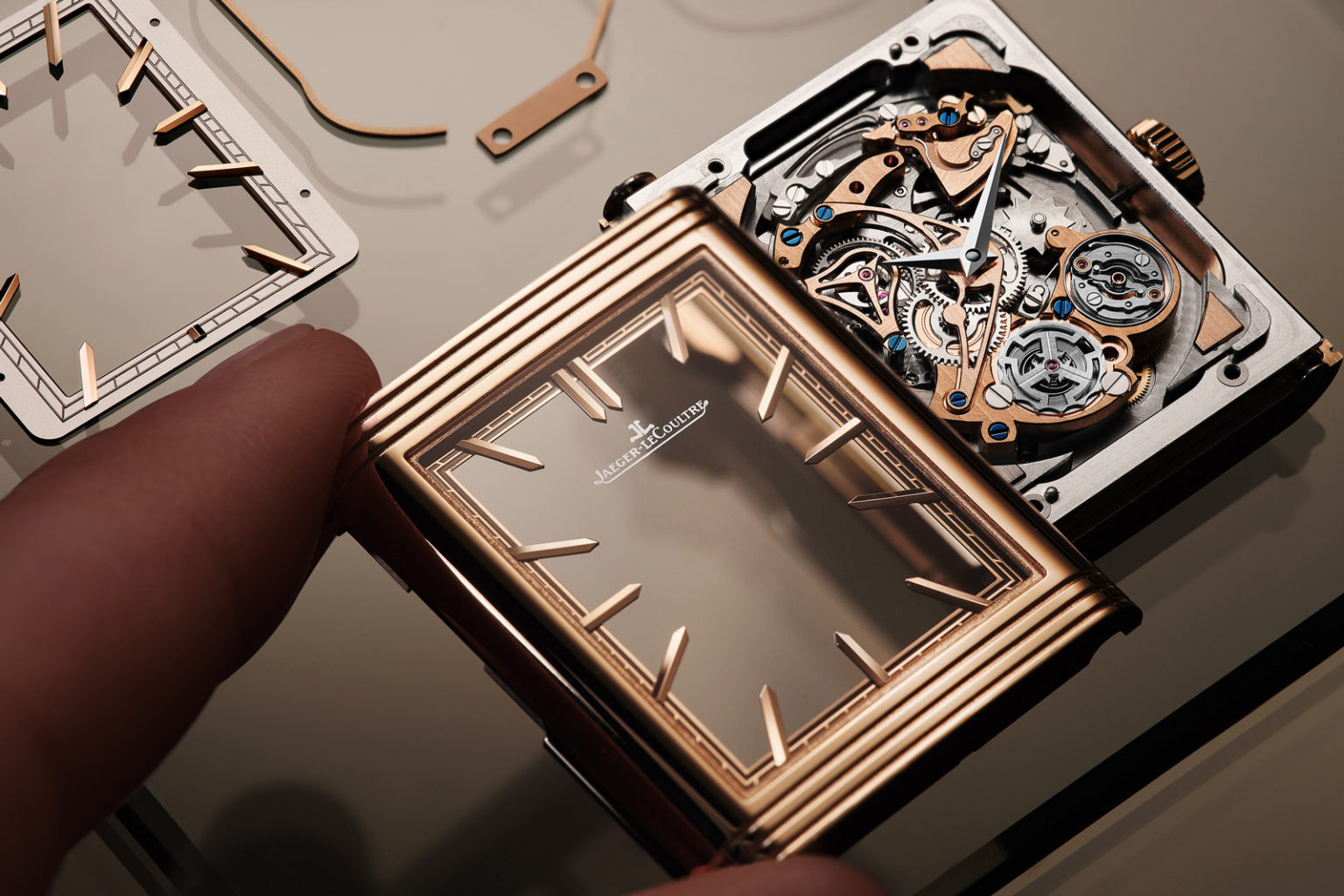 Jaeger-LeCoultre Introduces the Reverso Tribute Minute Repeater | SJX ...