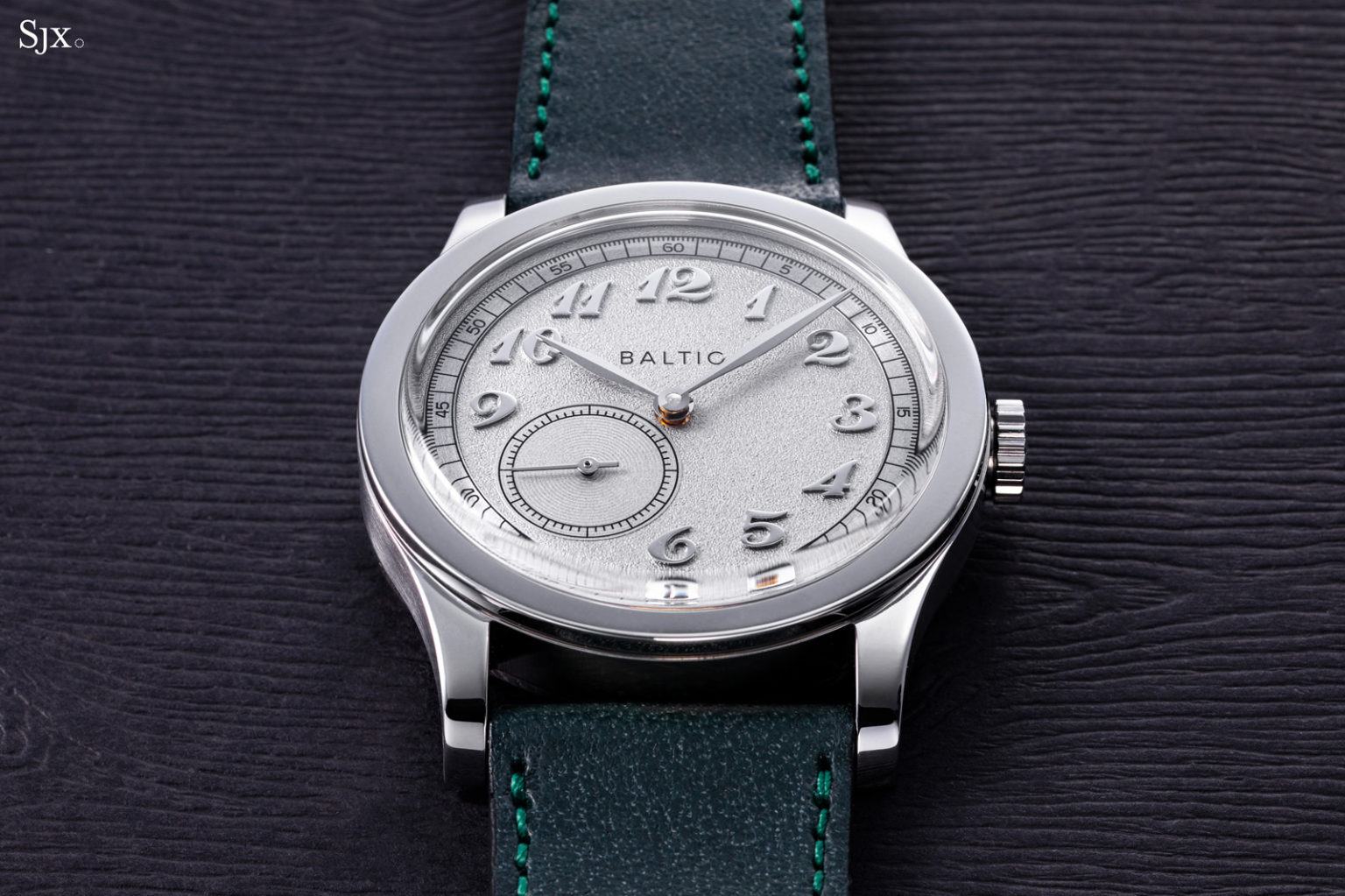 Up Close: Baltic Micro-Rotor MR01 | SJX Watches