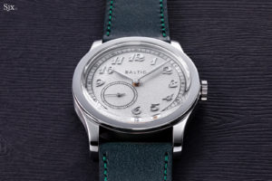 Up Close: Baltic Micro-Rotor MR01 | SJX Watches