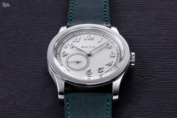 Up Close: Baltic Micro-Rotor MR01 | SJX Watches