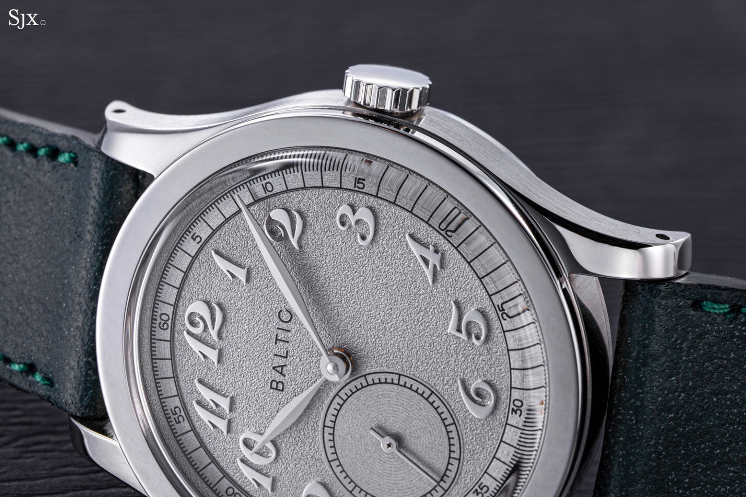 Up Close: Baltic Micro-Rotor MR01 | SJX Watches