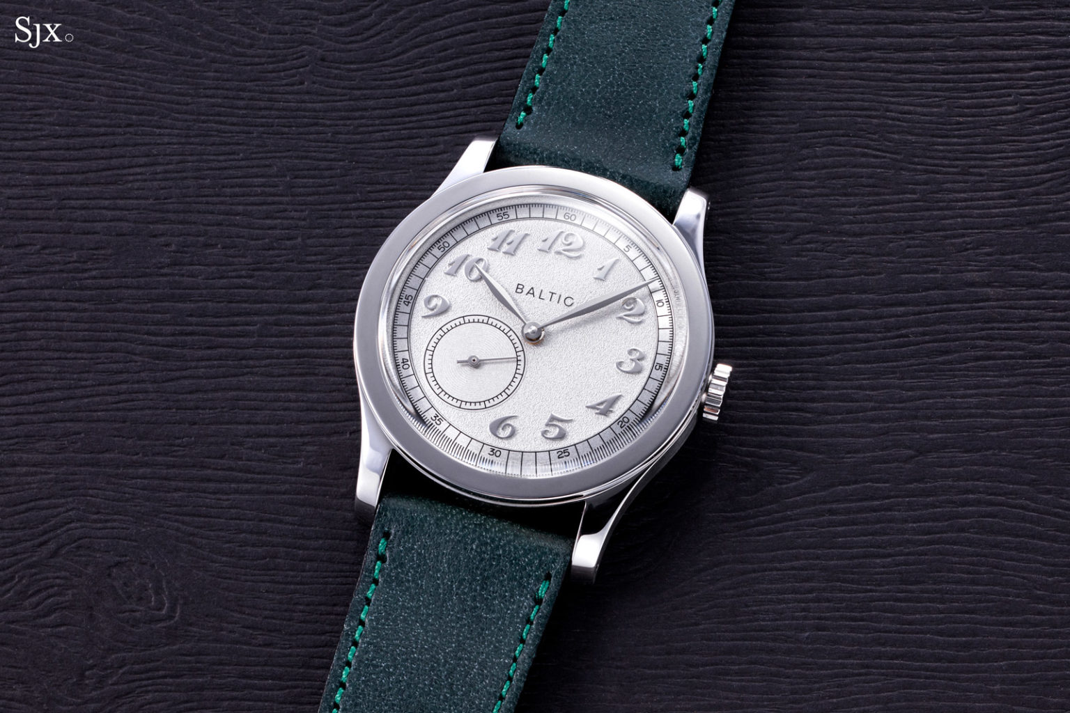 Up Close: Baltic Micro-Rotor MR01 | SJX Watches