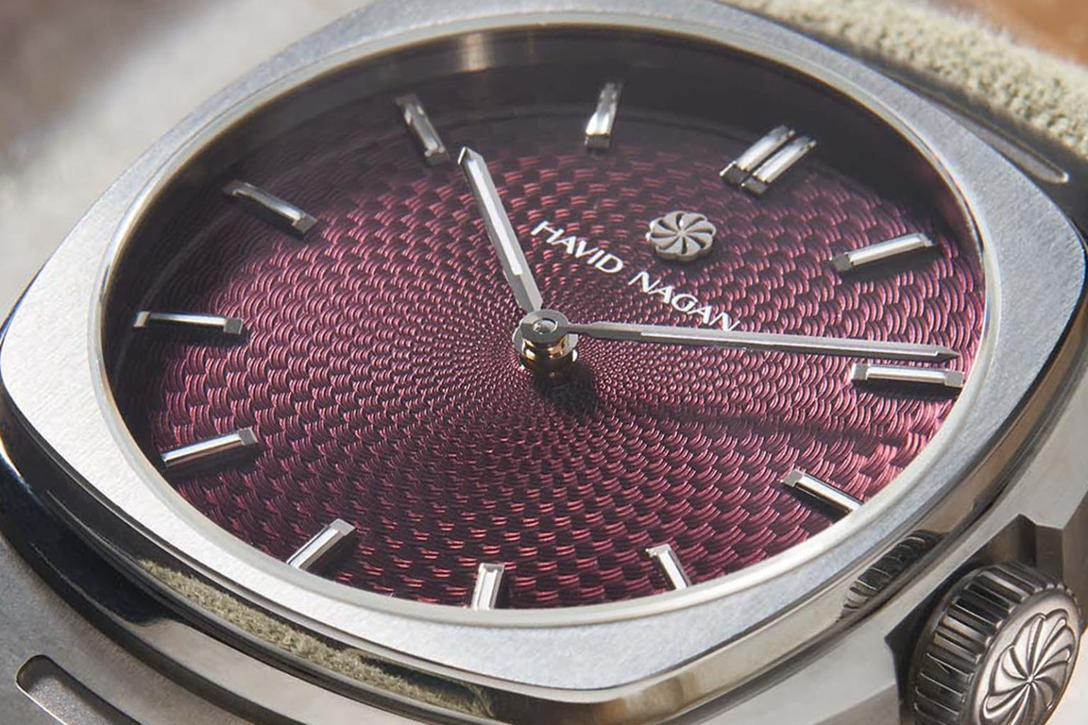 Havid Nagan Debuts with the Clean and Geometric HN00 | SJX Watches