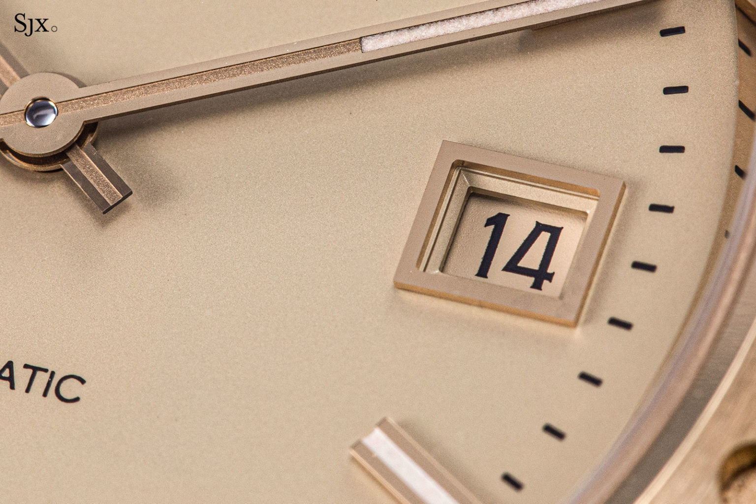 Up Close: Vacheron Constantin Historiques 222 | SJX Watches