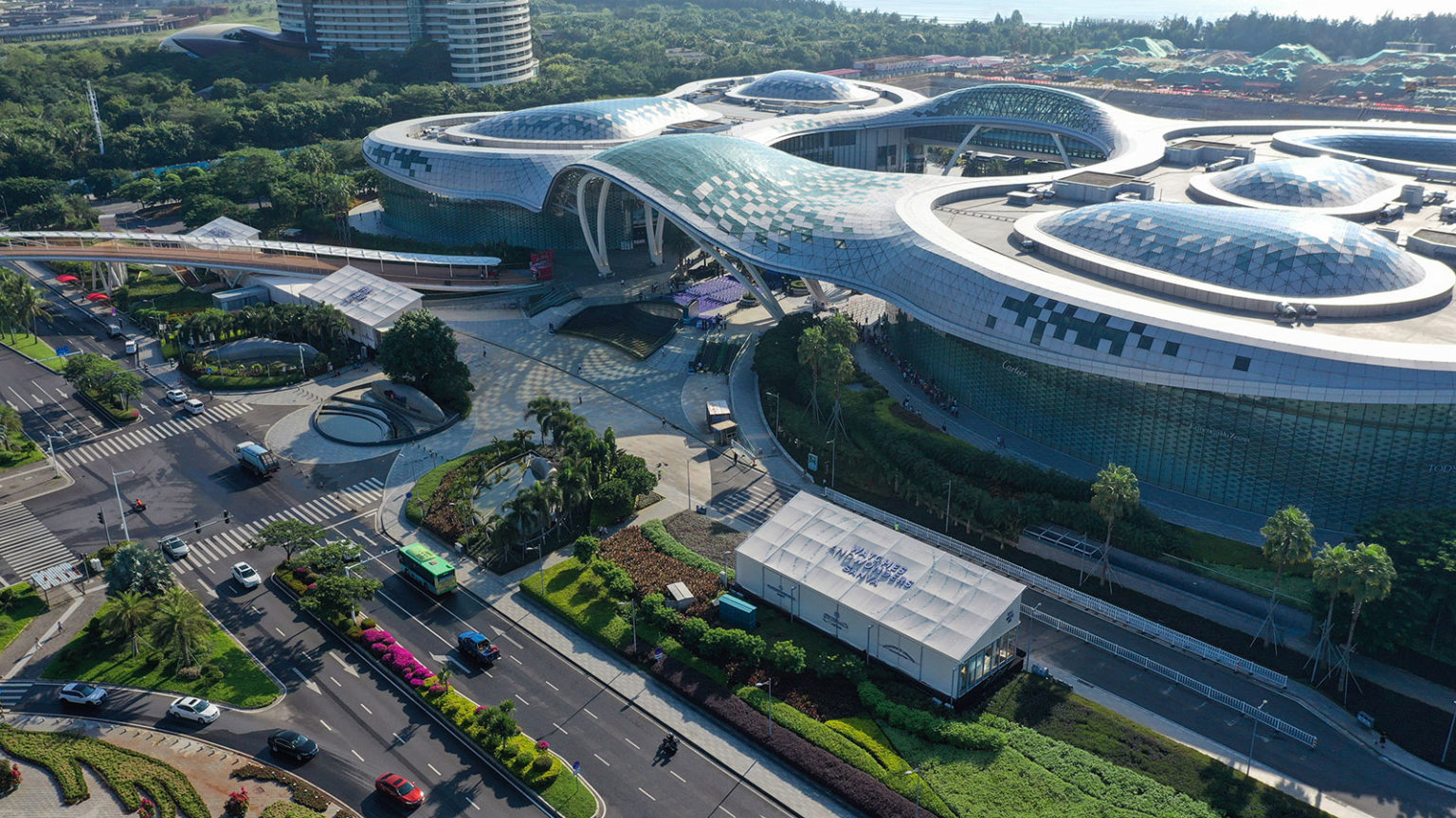 Business News: Watches & Wonders Returns to Geneva in March 2023 | SJX ...