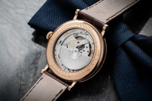 Breguet Facelifts the Classique Calendrier 7337 | SJX Watches