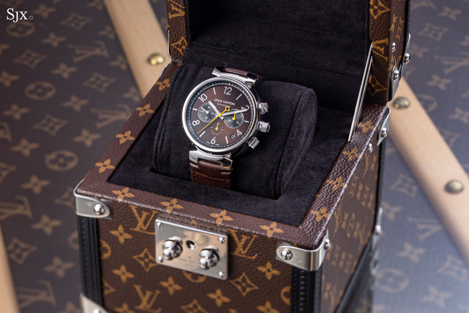 Hands On: Louis Vuitton Tambour Twenty Chronograph | SJX Watches