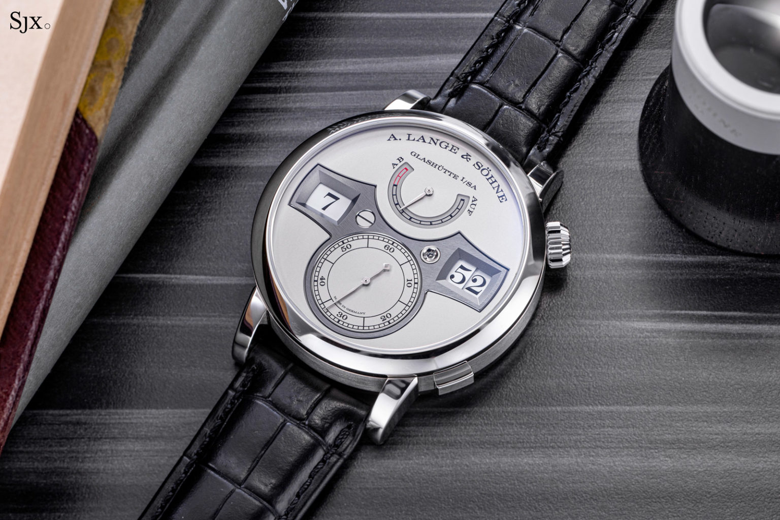 Up Close: A. Lange & Söhne Zeitwerk Second-Generation (Refs. 142.025 and 142.031) | SJX Watches