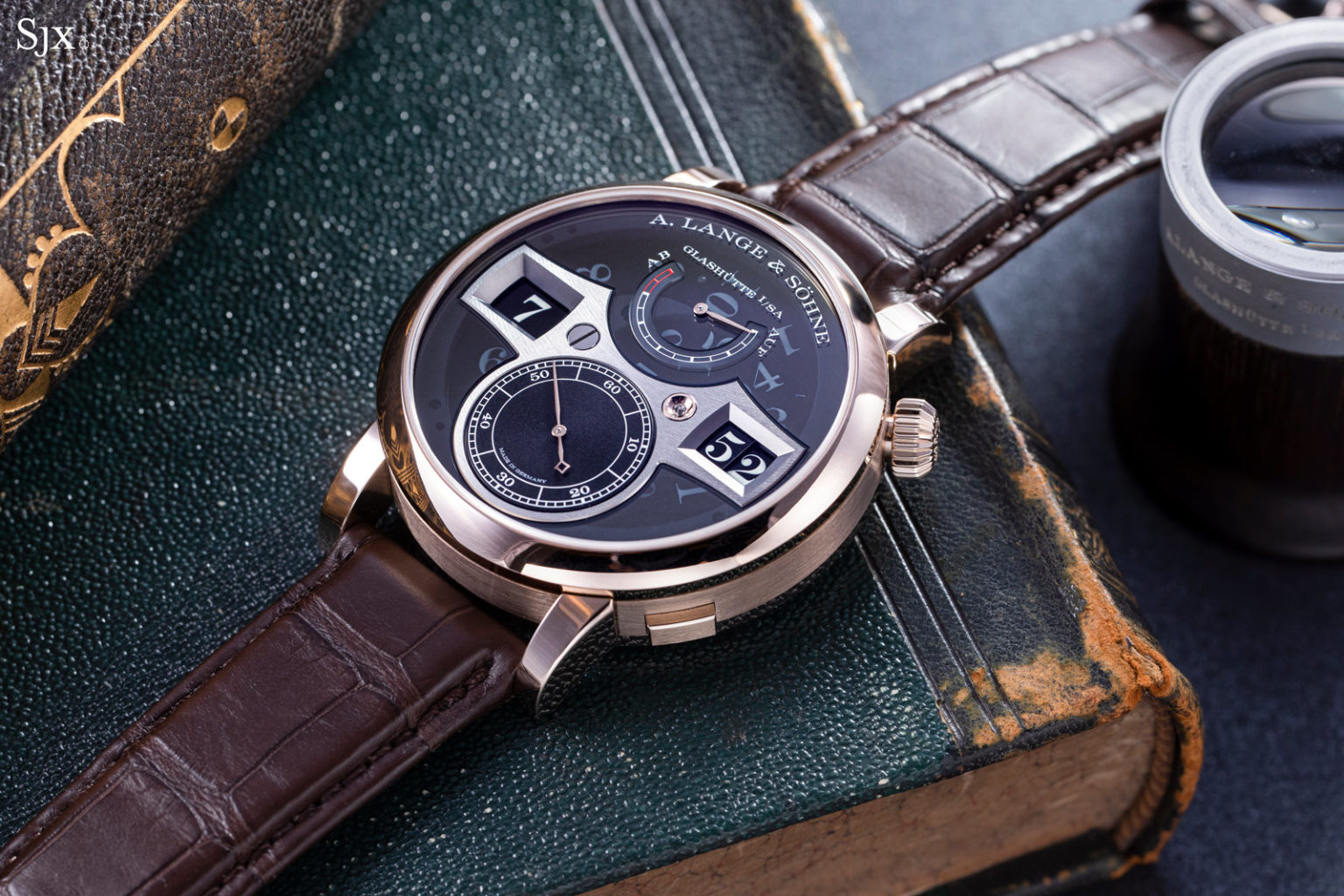 Up Close: A. Lange & Söhne Zeitwerk Second-Generation (Refs. 142.025 and 142.031) | SJX Watches