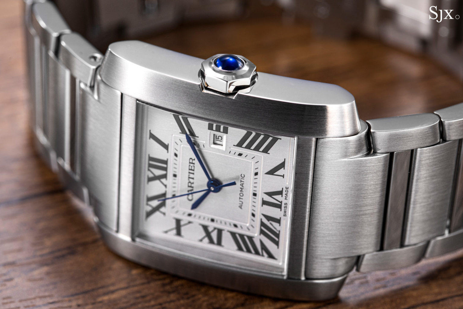 Hands On: The Cartier Tank Francaise | SJX Watches