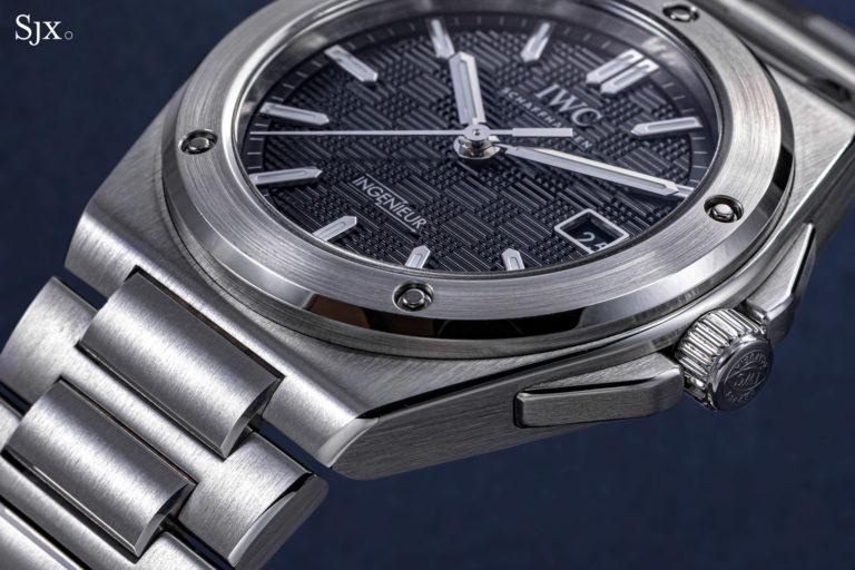 Up Close: The IWC Ingenieur 40 | SJX Watches