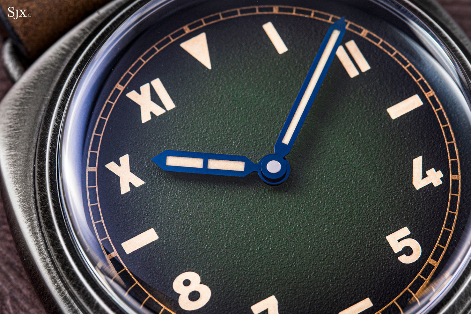 Hands On: Panerai Radiomir “Otto Giorni” PAM01347, PAM01348 and ...