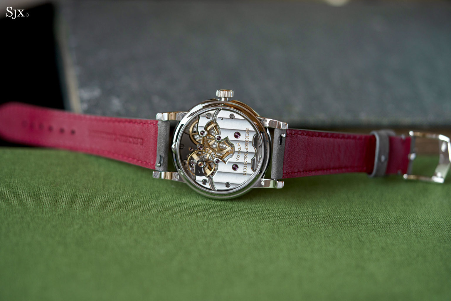 Hands On: Rexhep Rexhepi Chronomètre Contemporain II Diamant | SJX Watches