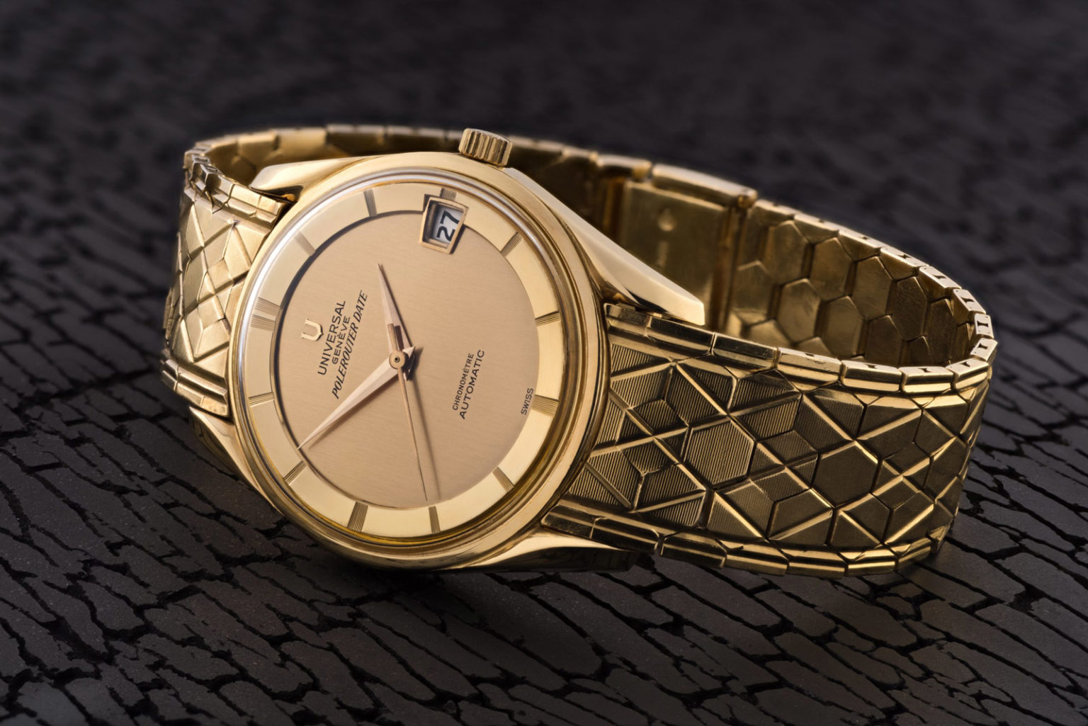 Book Review: ‘The Polerouter’, a Universal Genève Odyssey | SJX Watches