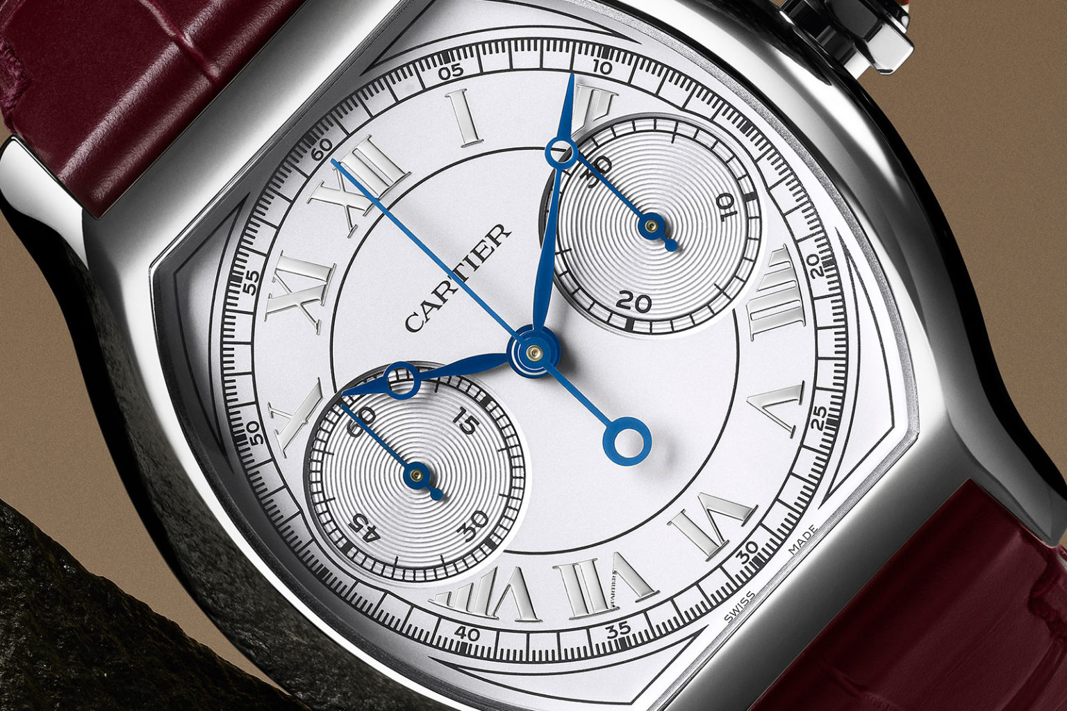 Hands On: Cartier Privé Tortue Monopoussoir Chronograph | SJX Watches