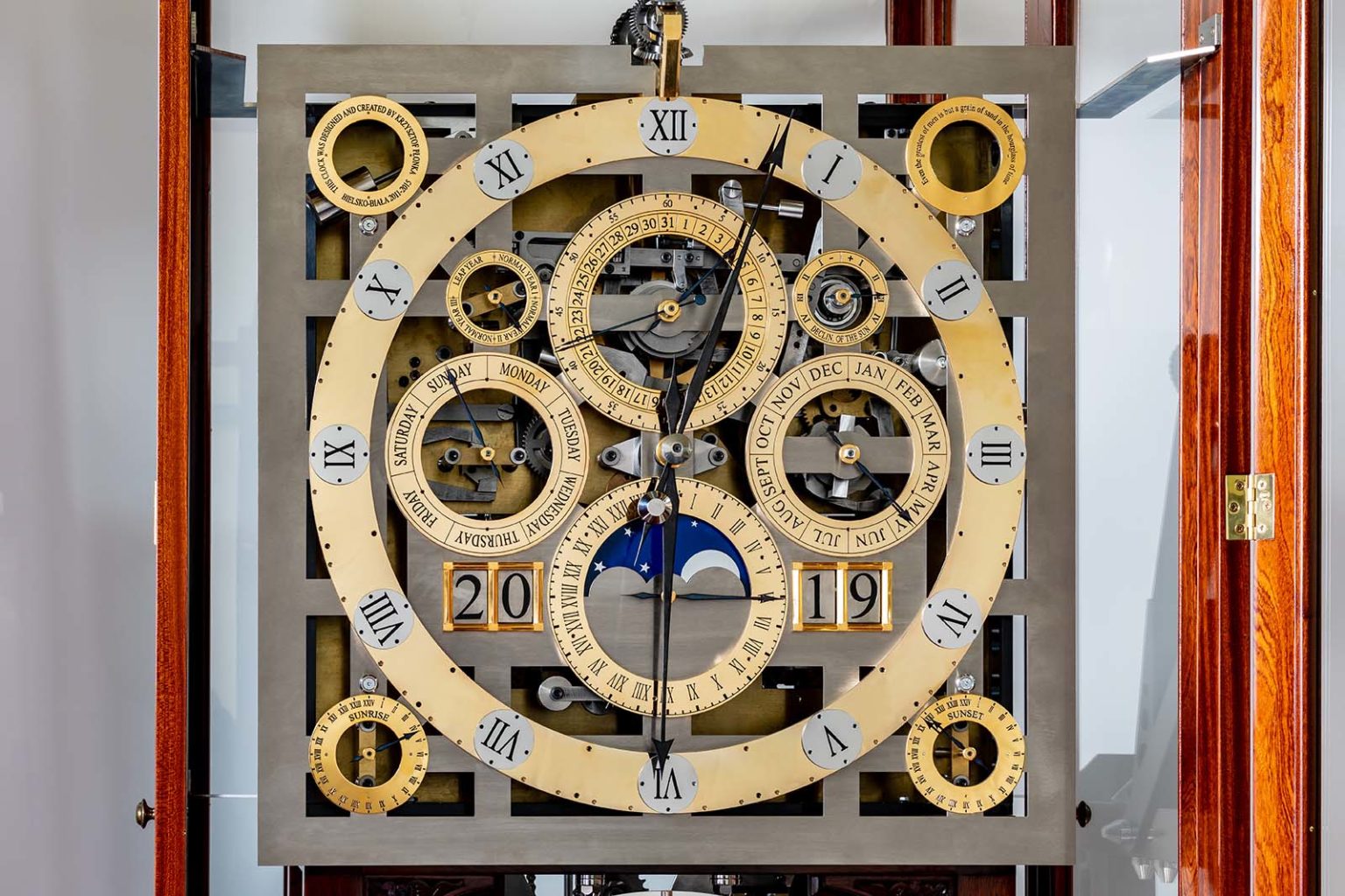 Krzysztof Płonka Built the Great Astronomical Skeleton Clock From ...