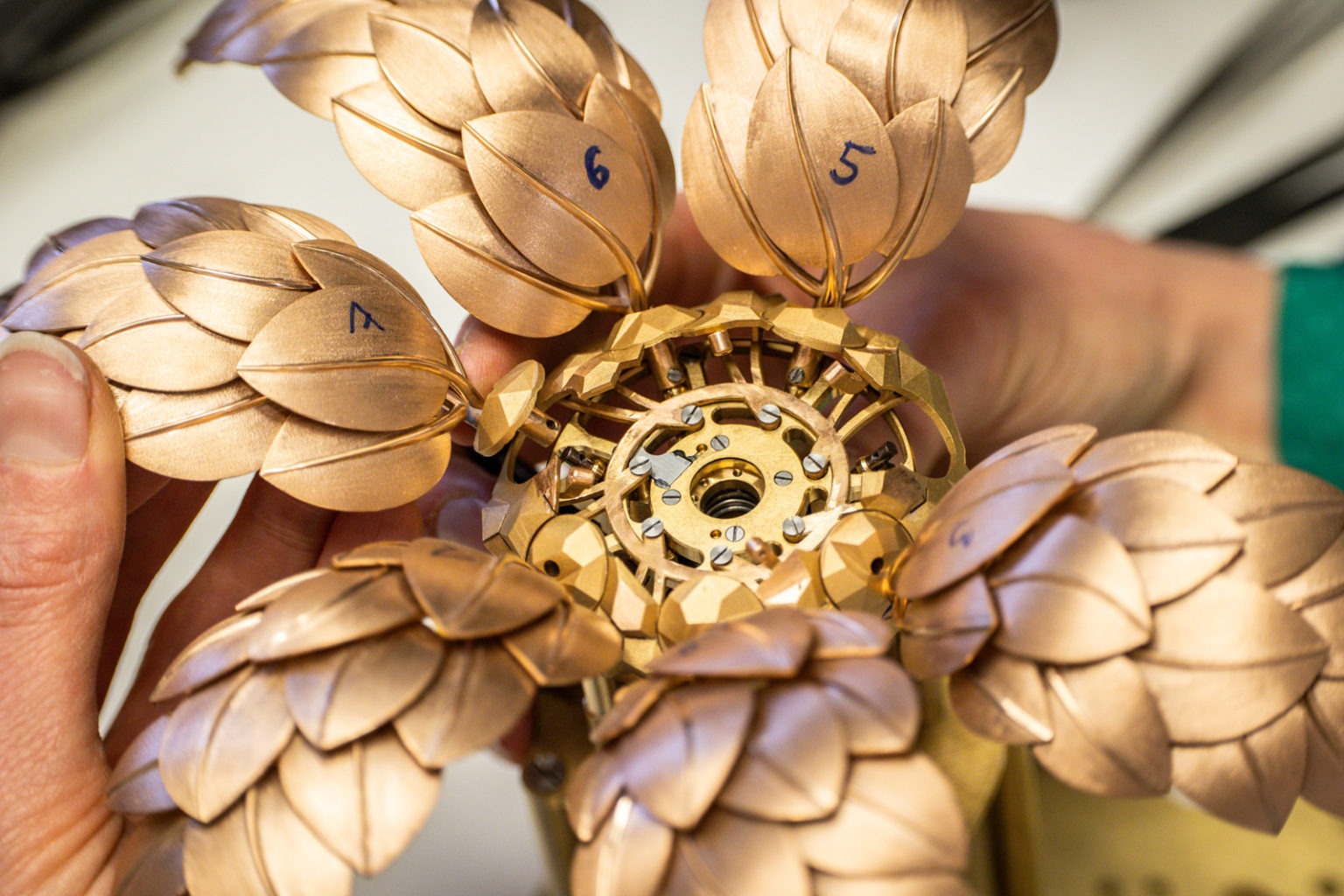 Paradise Found: Exploring Van Cleef & Arpels’ Automatons | SJX Watches