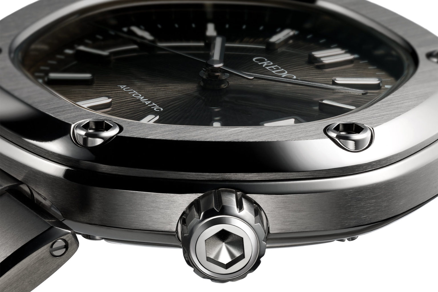 Seiko Revives the Credor Locomotive Designed by Gerald Genta | SJX Watches
