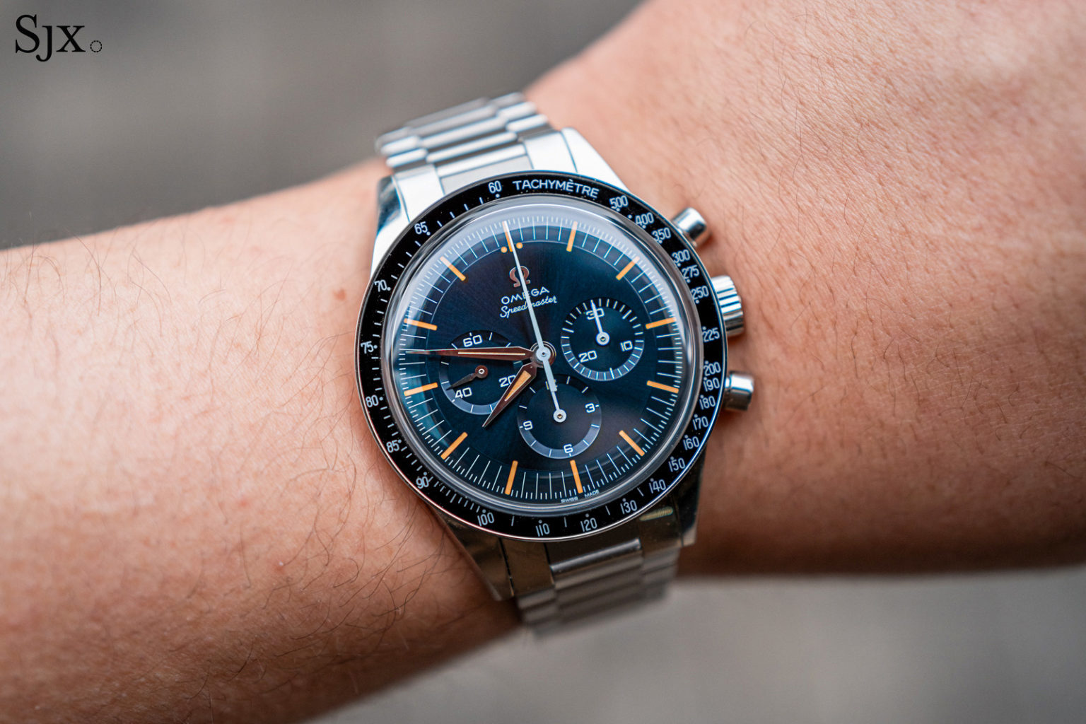 Hands On: Omega Speedmaster “First Omega in Space” with Cal. 3861 | SJX ...