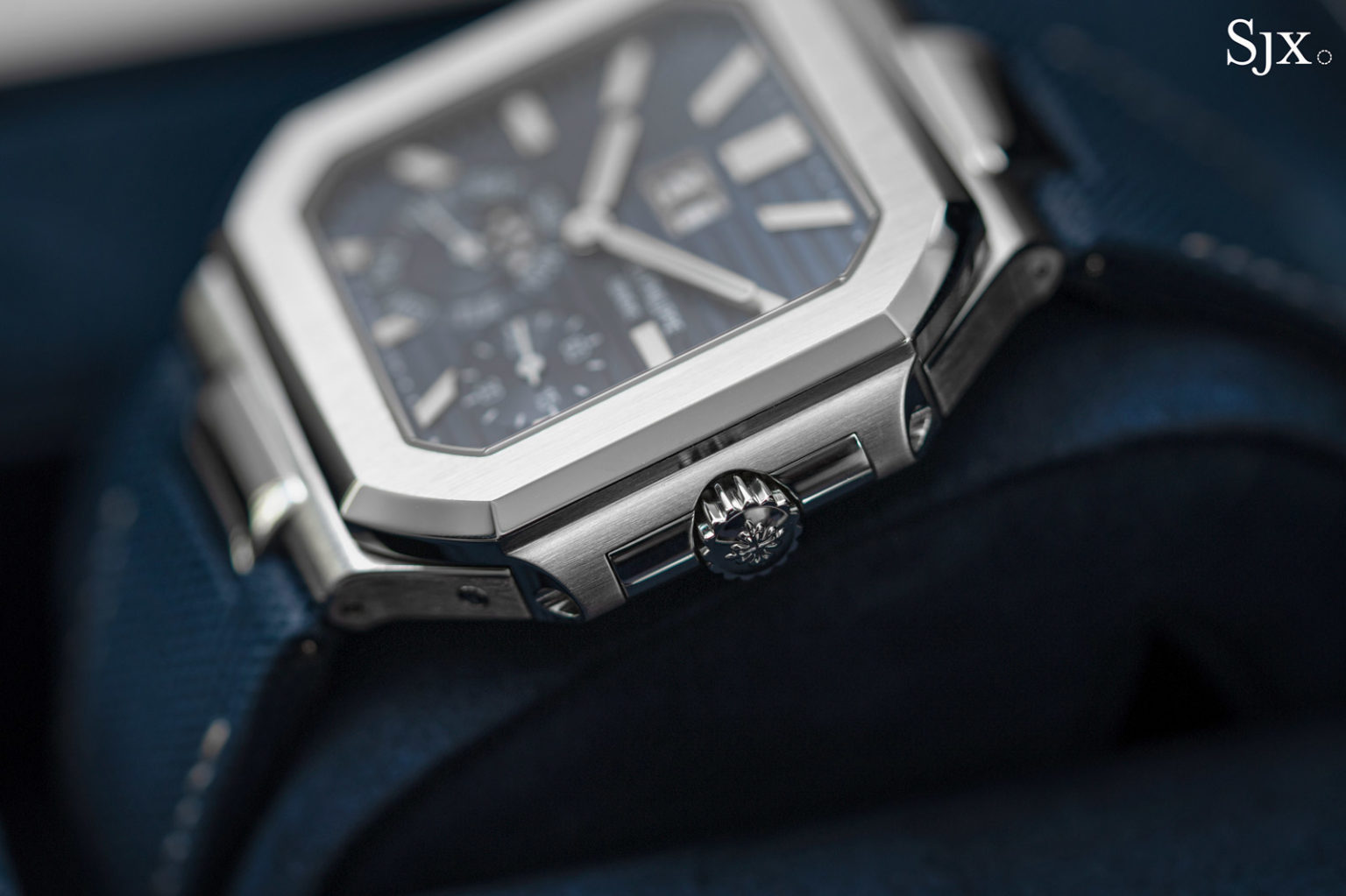 Hands On: Patek Philippe Cubitus Ref. 5821 and Ref. 5822P | SJX Watches