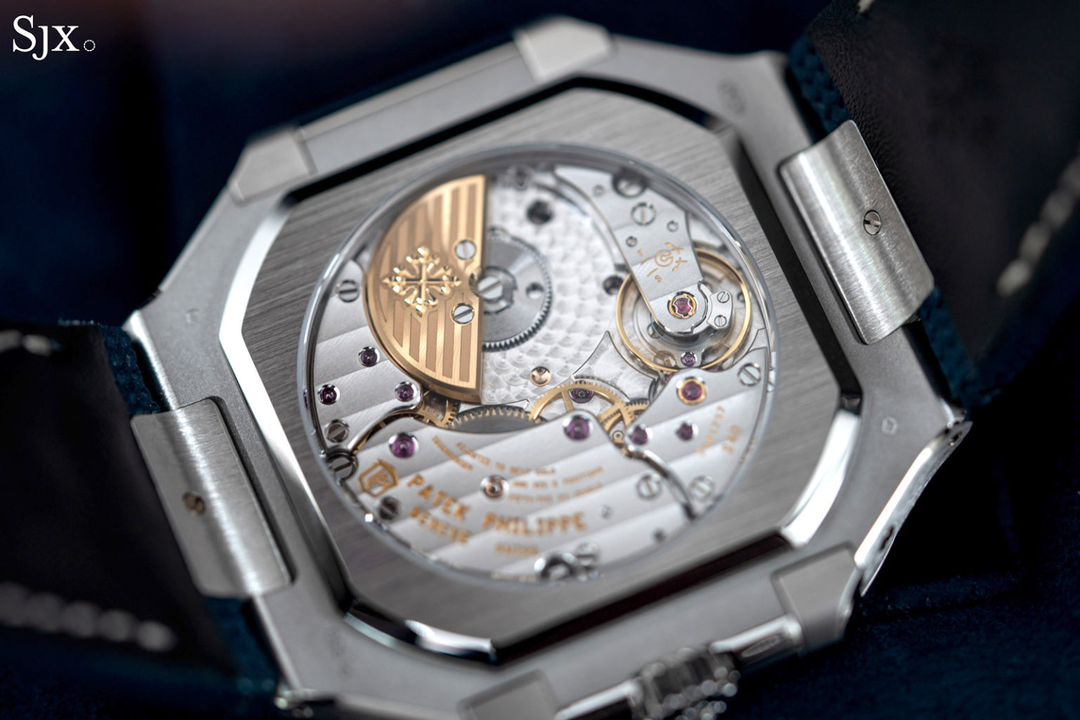 Hands On: Patek Philippe Cubitus Ref. 5821 and Ref. 5822P | SJX Watches