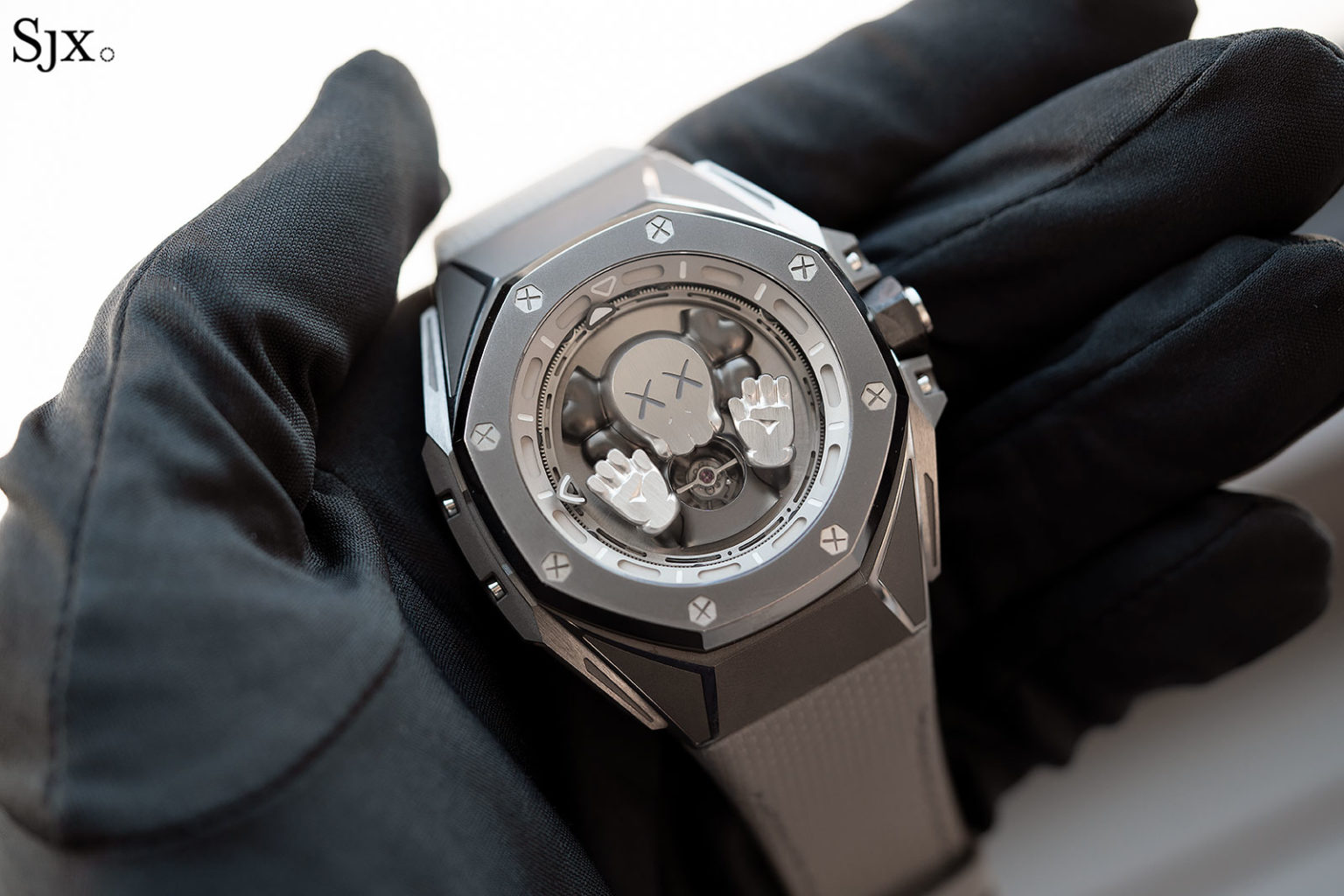 Hands On: Audemars Piguet Royal Oak Concept KAWS “Companion” | SJX Watches
