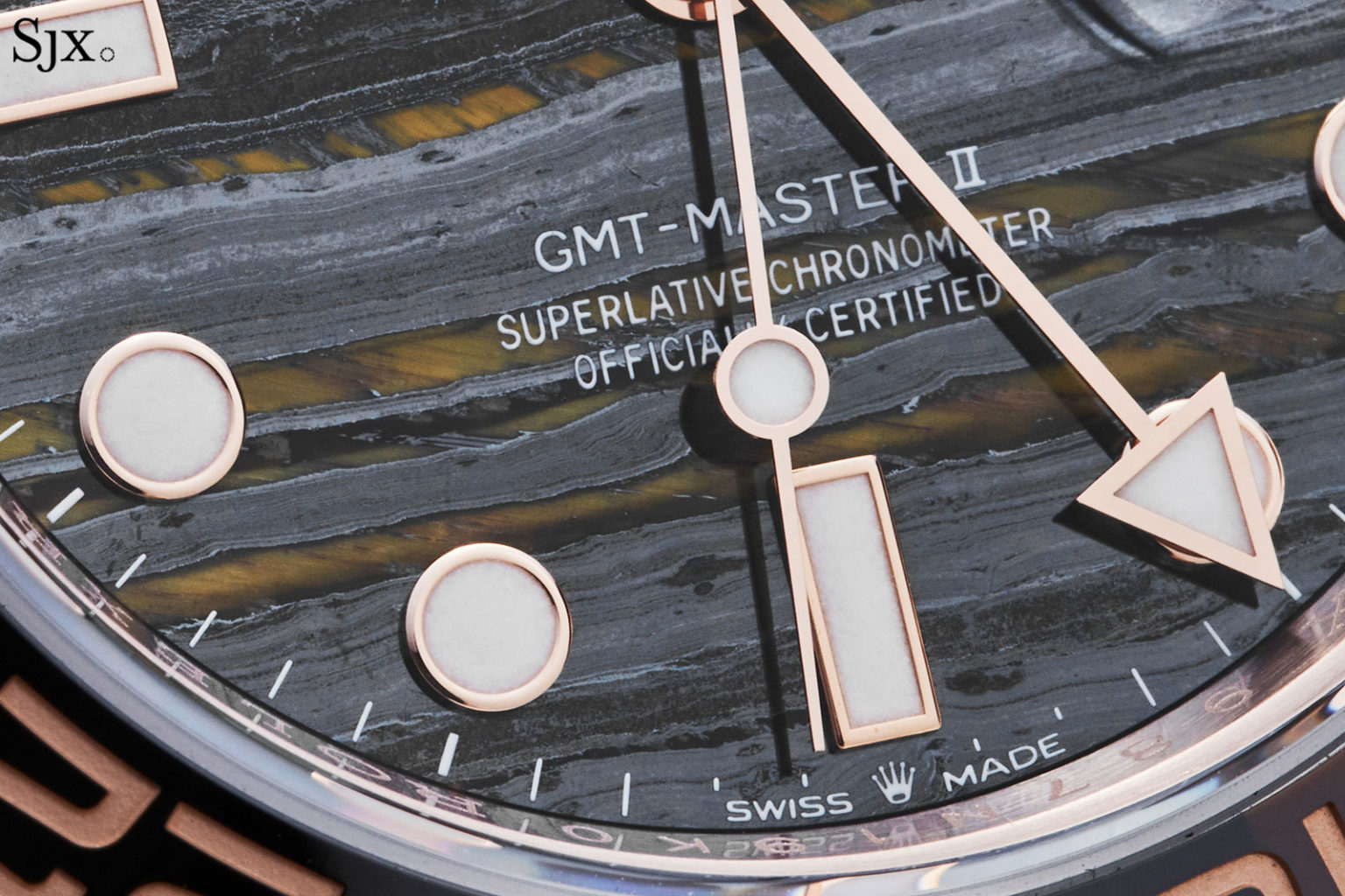 Hands On: Rolex GMT-Master II 126729VTNR “Green Ceramic” & 26715CHNR ...