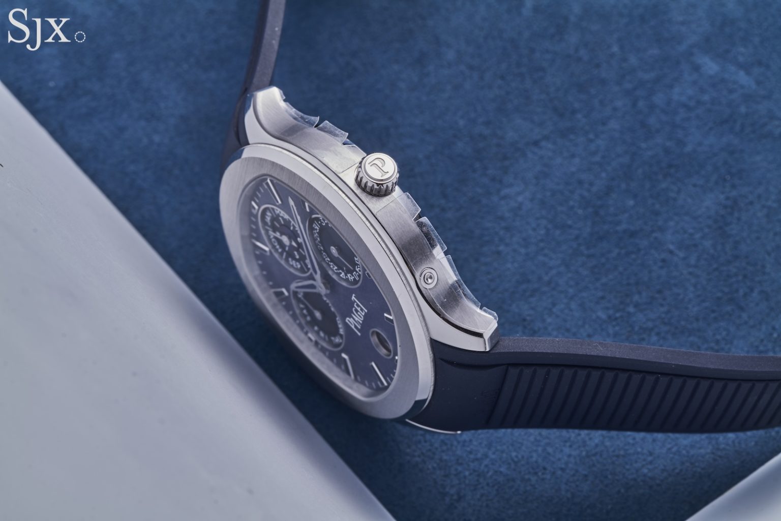 Hands On: Piaget Polo Perpetual Calendar Blue Obsidian | SJX Watches