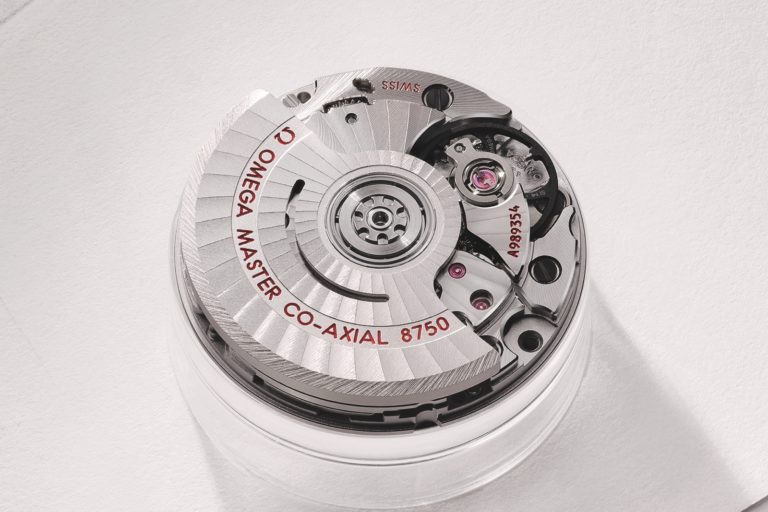 Omega’s Small-But-Mighty Movement in the Aqua Terra 30 mm | SJX Watches