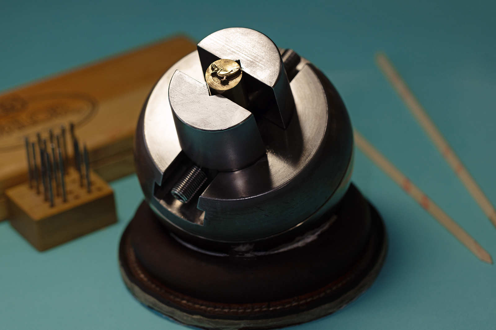 Tiffany & Co. Reboots Men’s Watches with the Tiffany Timer | SJX Watches